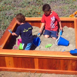 La Playa Sandboxes | Foreverredwood.com