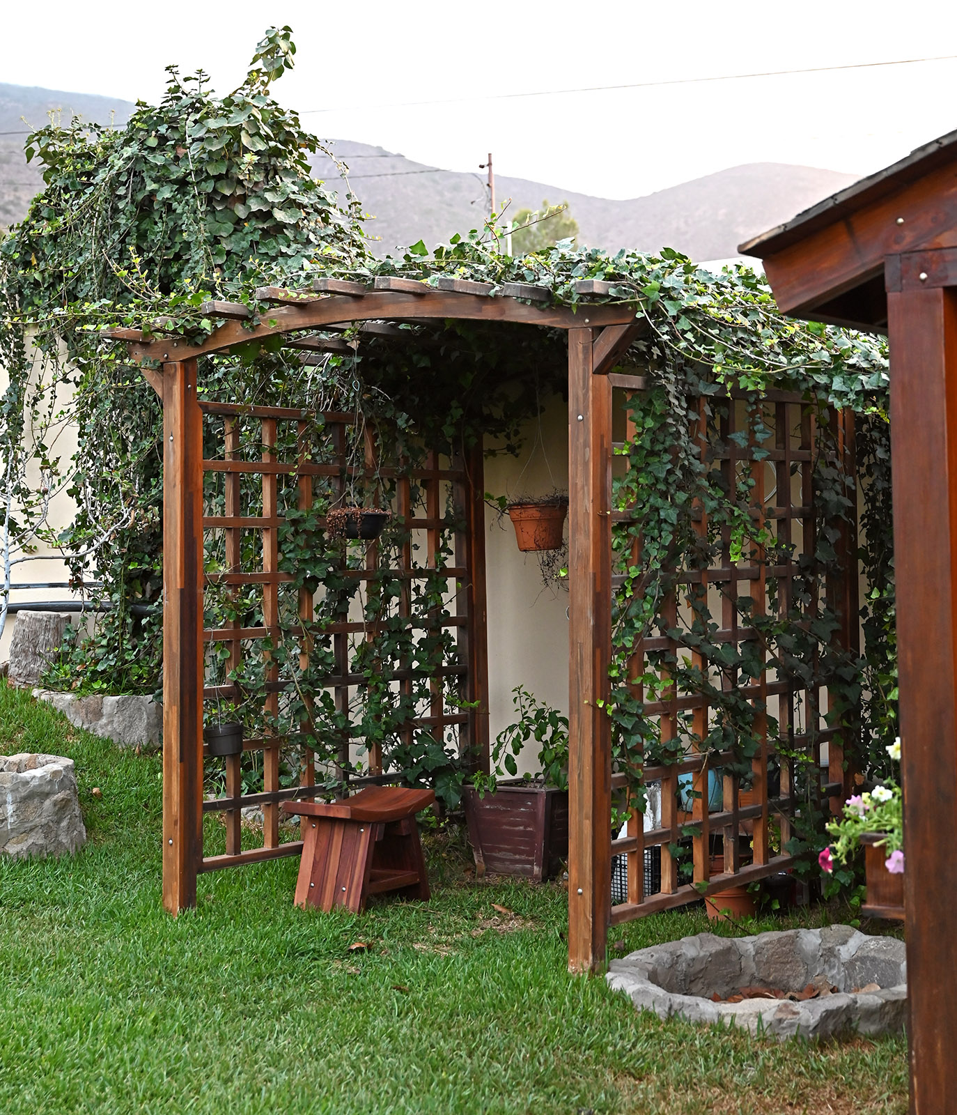 Arched Garden Arbor | Forever Redwood