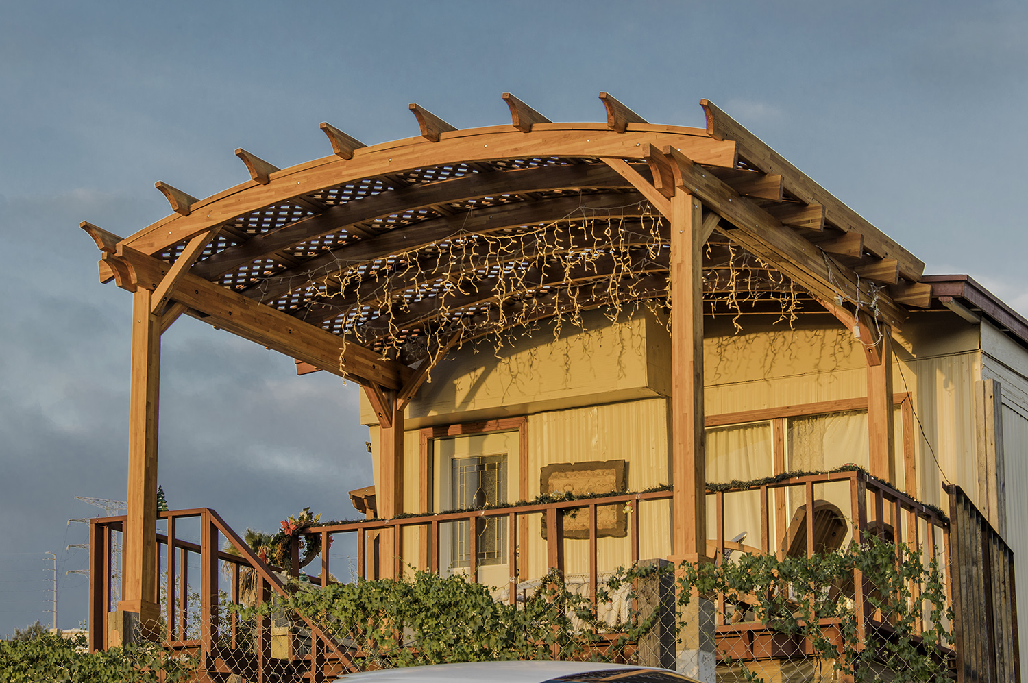 Arched Pergola Kits: Redwood Arched Garden Pergolas