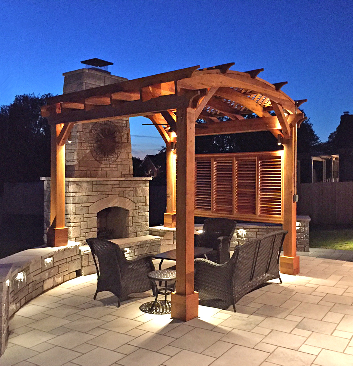 Arched Pergola Kits: Redwood Arched Garden Pergolas