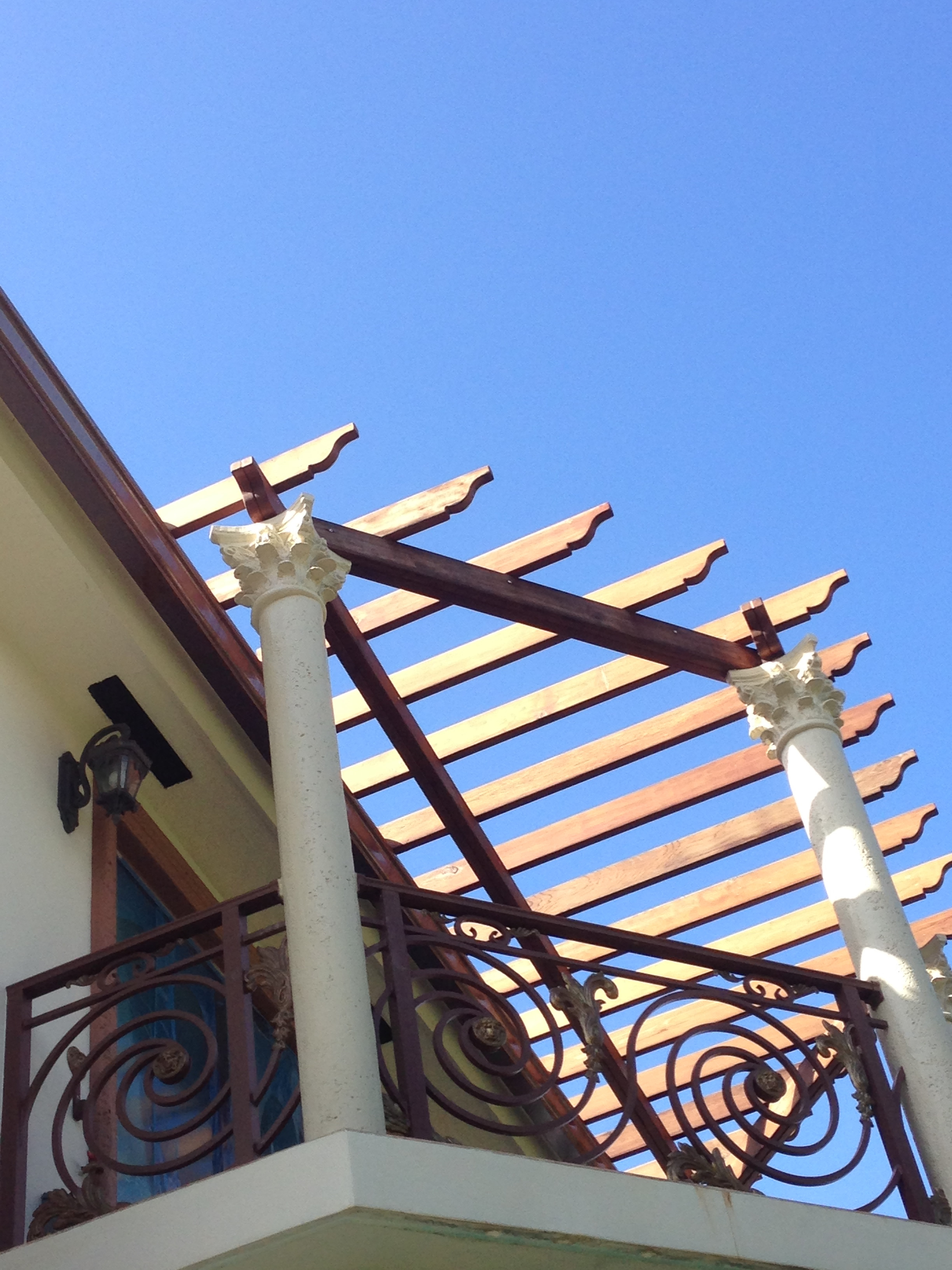 Custom Wooden Pergola: Redwood Pergola Kits all Sizes & Shapes