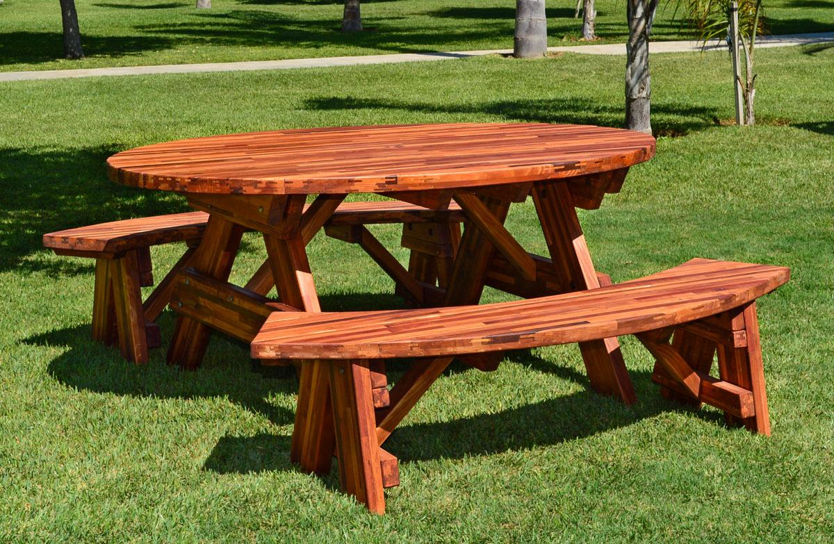 Oval Picnic Table: Custom Oval Shaped Wood Picnic Table