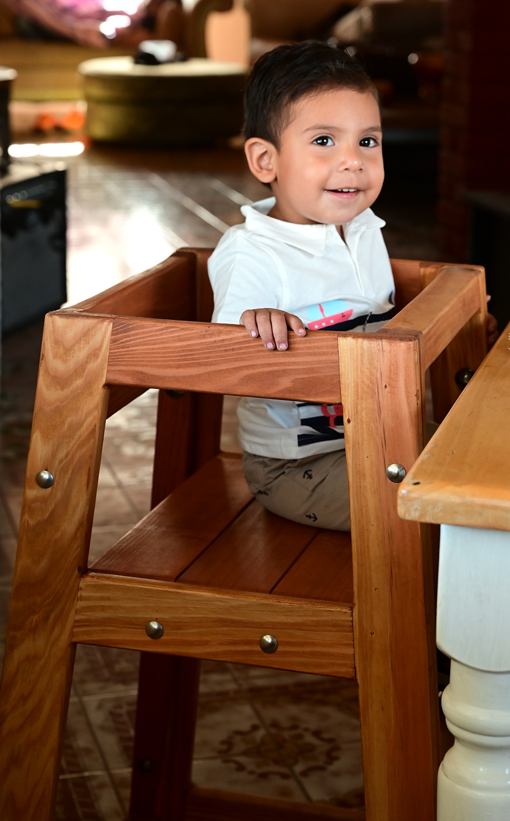 Kids Redwood High Chairs, Safe High Chair for Kids
