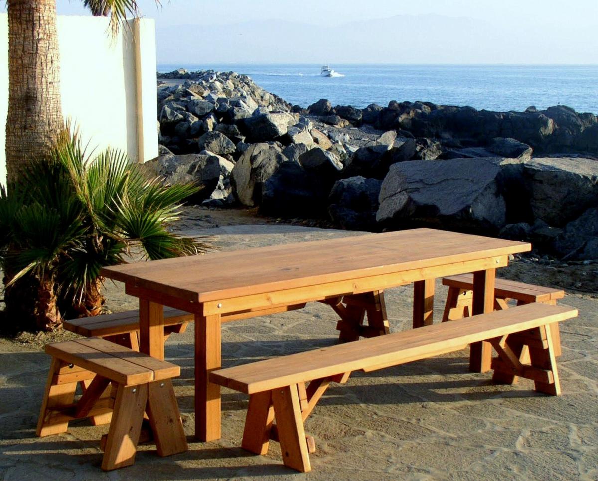 Redwood Patio Table: Custom Made Redwood Dining Tables