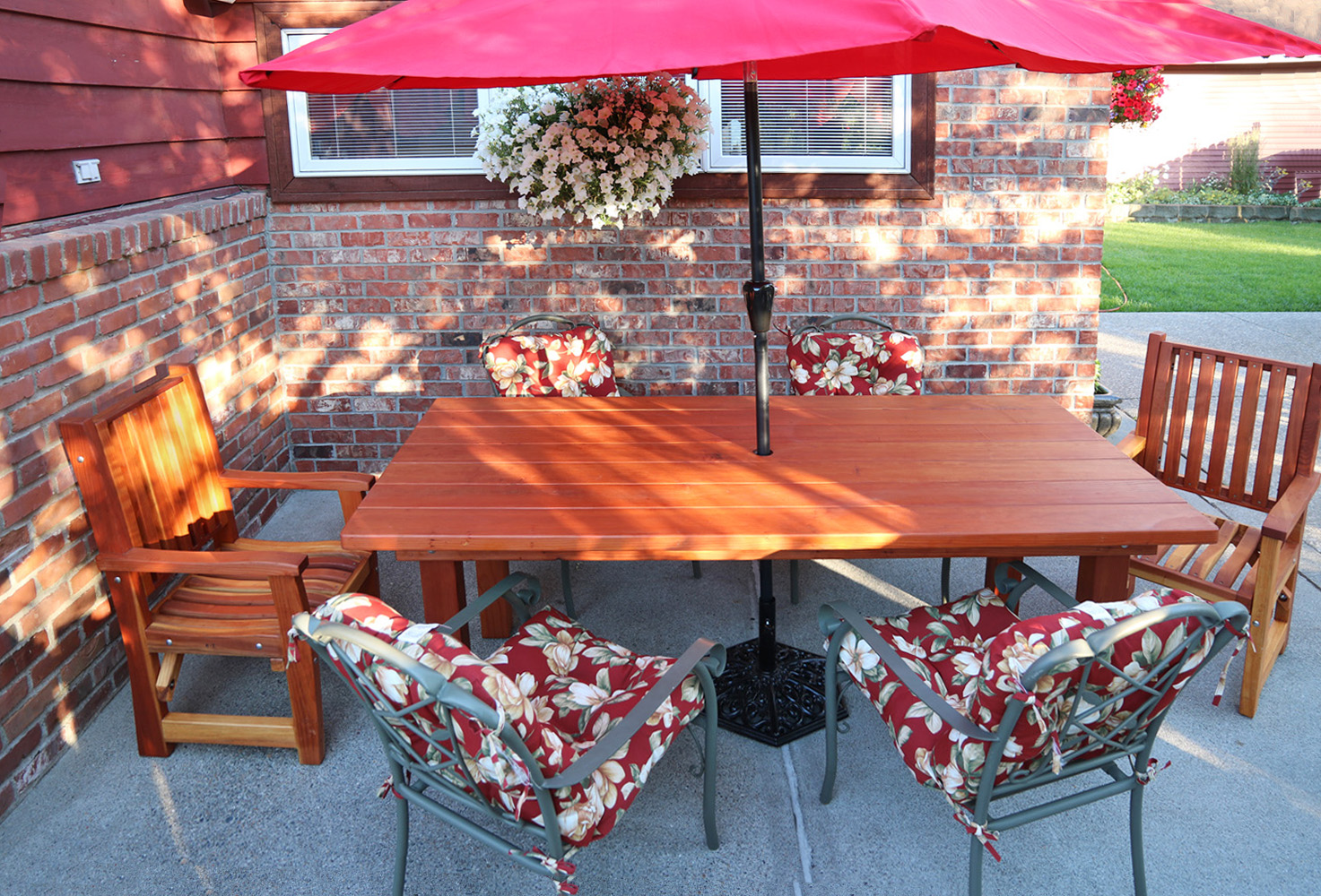 Redwood Patio Table: Custom Made Redwood Dining Tables