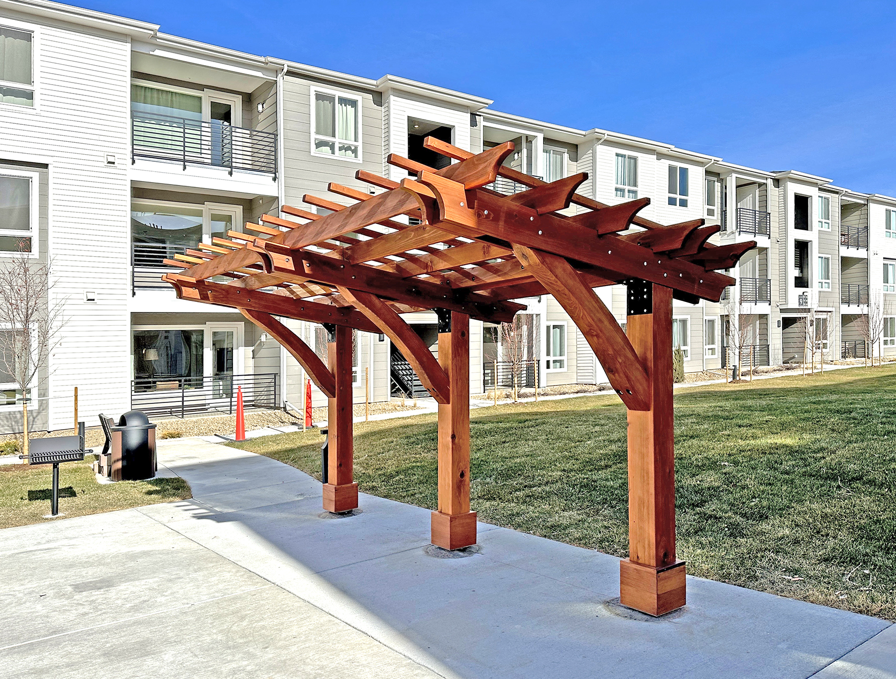 Cantilevered Pergola | Forever Redwood